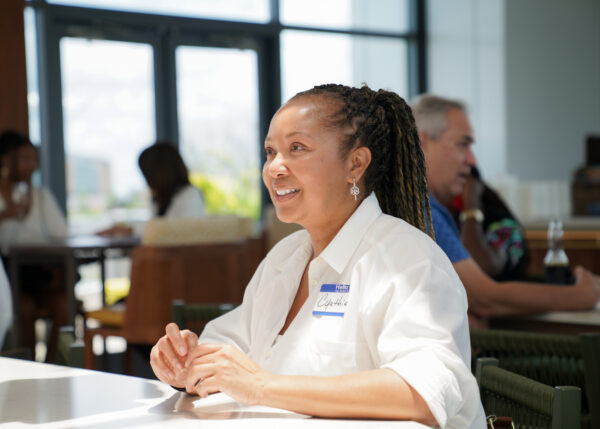 Manifest Guest - Noelle Randall